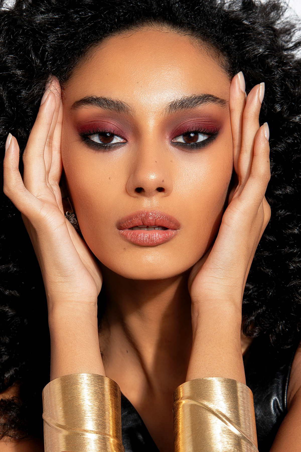 Bold Basic - Eyeshadow Palette 03 – Andreia Professional